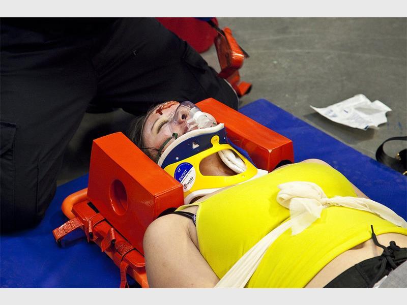 Adjustable Cervical Neck Collar | Mr First Aid